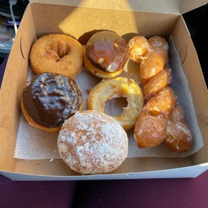 FEDERAL DONUTS & CHICKEN - Updated October 2025 - 14 Photos & 14 ...