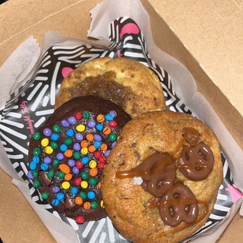 GOODNIGHT FATTY - 195 Photos & 148 Reviews - 1 Washington Square, Salem ...