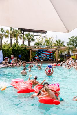 THE WONDERER CHARLESTON - Updated December 2025 - 40 Photos & 24 Reviews - 1705 Meeting Street ...