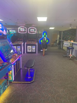 WESTGATE LANES - Updated October 2025 - 33 Photos & 44 Reviews - 65 ...