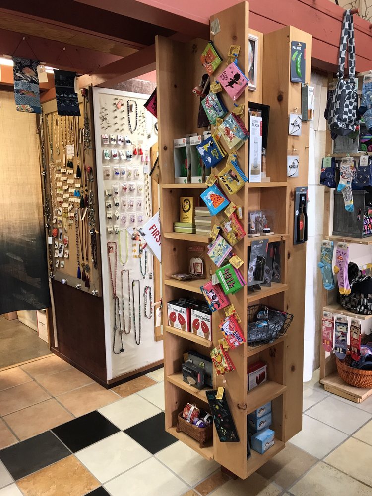 NUI MONO HAWAII - 23 Photos & 10 Reviews - 2745 S King St, Honolulu, HI ...