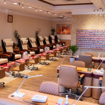 Sunny nail salon store