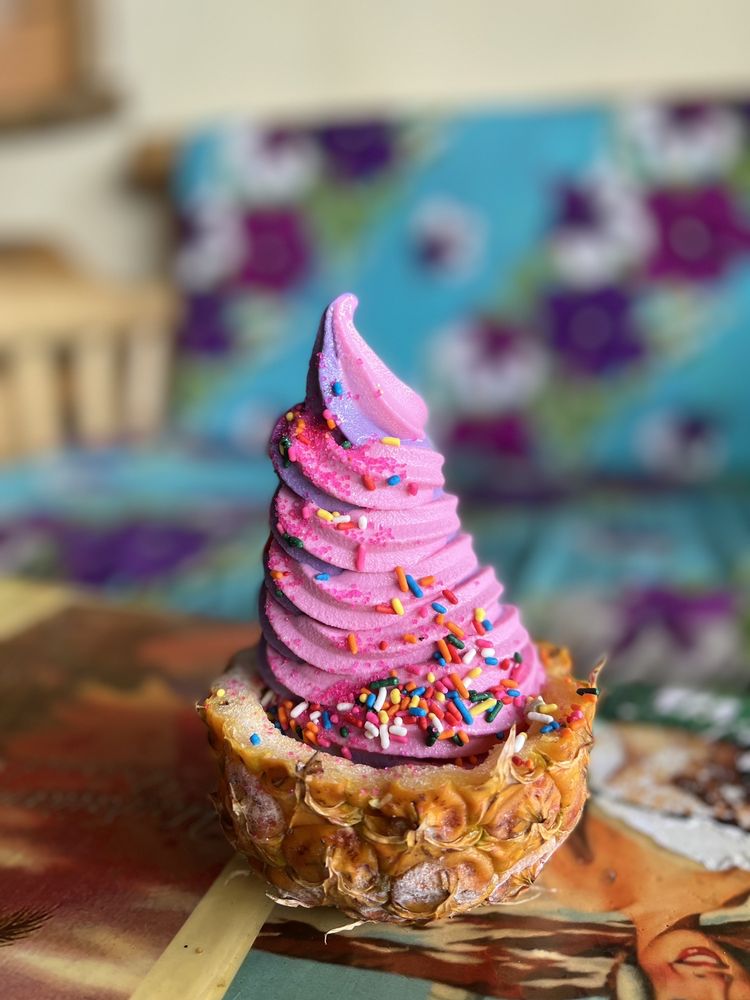 MAKANI’S MAGIC PINEAPPLE SHACK - 706 Photos & 349 Reviews - Juice Bars ...