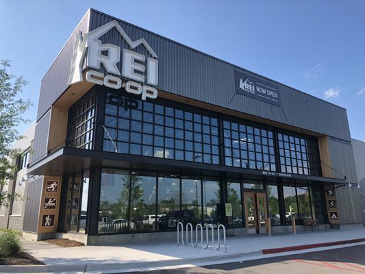 REI CHATTANOOGA STORE - Updated June 2025 - 16 Photos & 11 Reviews ...