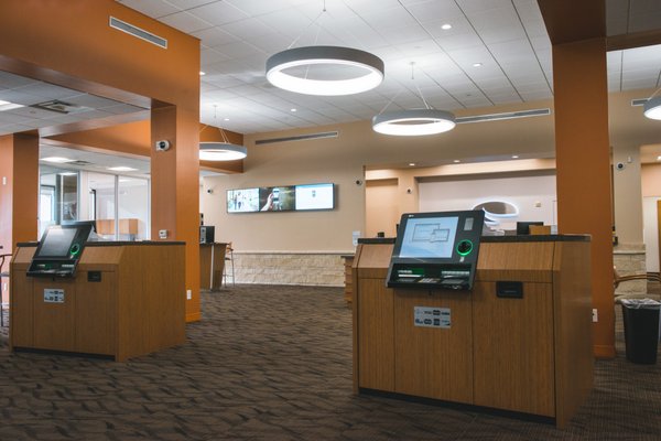 UFCU - Updated September 2025 - 27 Photos & 101 Reviews - 3305 Steck ...