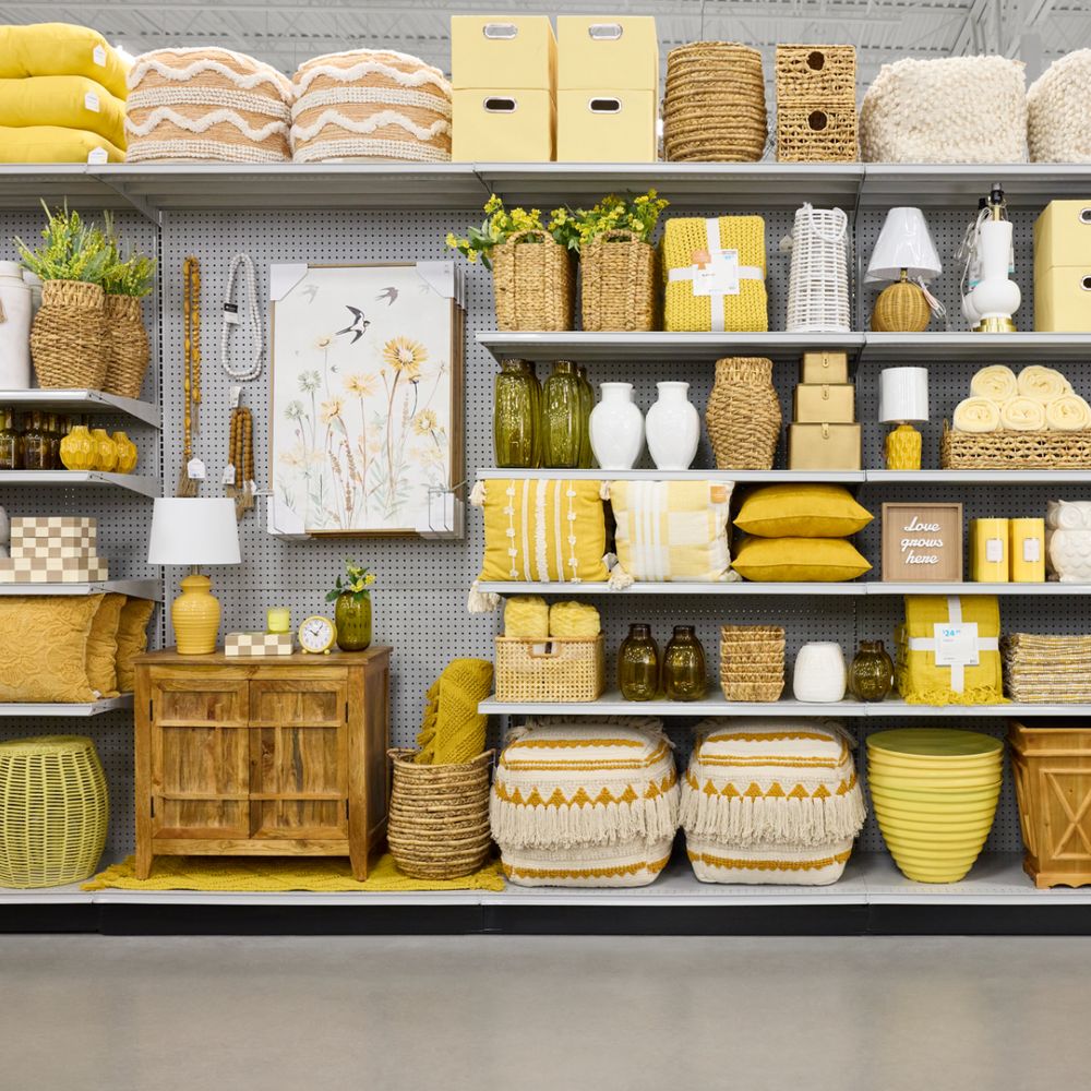 AT HOME - Updated December 2025 - 18 Photos - 2530 Rudkin Rd, Yakima ...