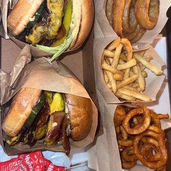 GAMI BURGER - Updated December 2025 - 210 Photos & 131 Reviews - 5093 ...