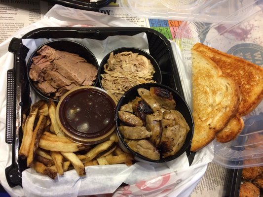 COUNTRY CLUB BBQ - 109 Photos & 68 Reviews - 2510 W Farmington Rd ...