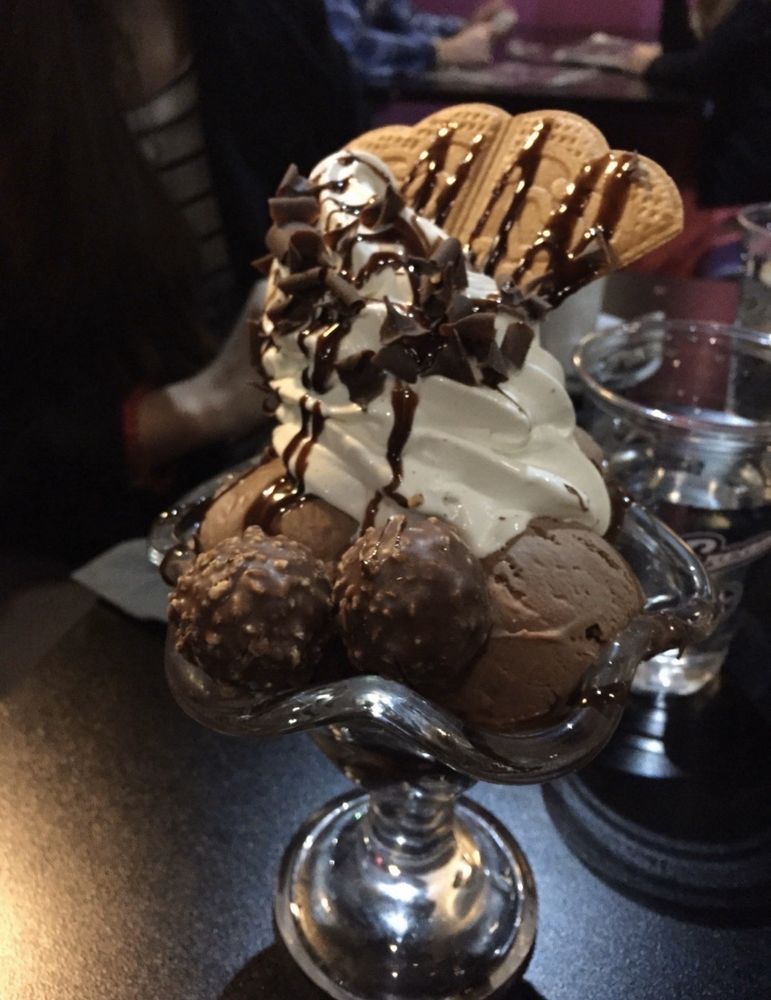KASPA’S DESSERTS - 321-323 Walworth Road, London, United Kingdom - Ice ...