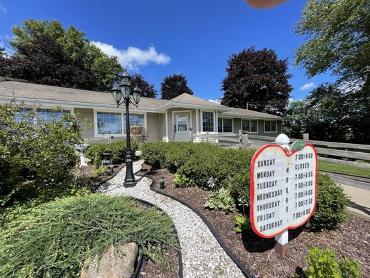 APPLE DUMPLIN - Updated May 2024 - 51 Photos & 33 Reviews - 521 S ...