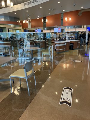 SUNSET BISTRO BY AROMAS - 25 Photos & 12 Reviews - 4867 Sunset Blvd ...