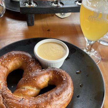 MONKLESS BELGIAN ALES - Updated May 2025 - 650 Photos & 430 Reviews ...