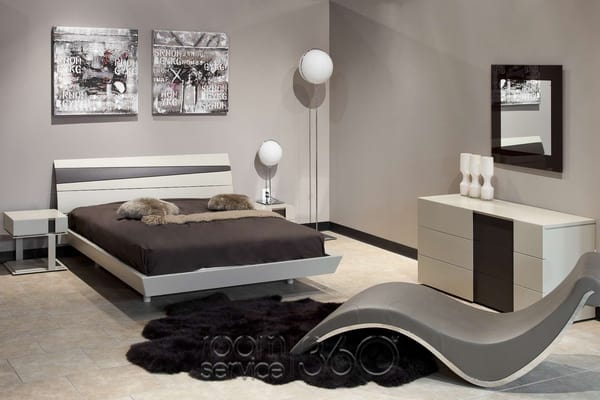 ROOM SERVICE 360 - Updated December 2025 - 32 Photos & 24 Reviews ...