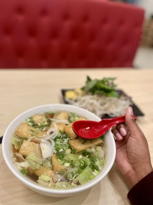 VPHO - Updated December 2025 - 362 Photos & 207 Reviews - 930 W ...