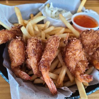 COCONUTS FISH CAFE - Updated September 2025 - 4003 Photos & 5459 ...