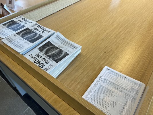 PLAINSBORO PUBLIC LIBRARY - Updated October 2025 - 30 Photos & 21 ...