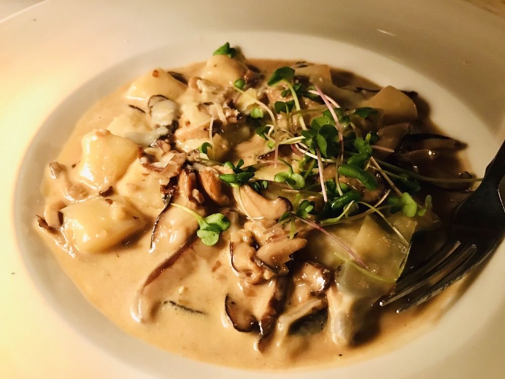 PETER HAVENS RESTAURANT - 61 Photos & 93 Reviews - 32 Elliot St, Brattleboro, VT - Yelp