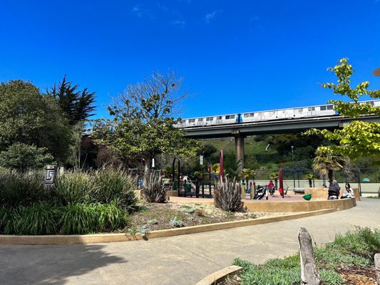 CAYUGA PLAYGROUND - Updated October 2025 - 196 Photos & 47 Reviews ...