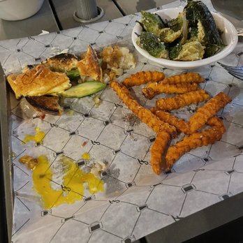 FATPOUR TAP WORKS WICKER PARK - Updated July 2025 - 456 Photos & 699 ...