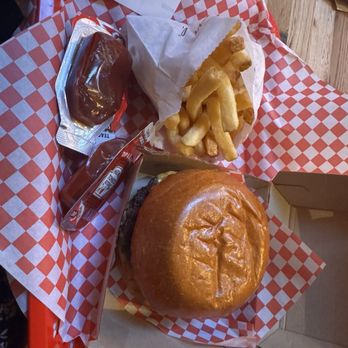 SMALL CHEVAL- LINCOLN PARK - Updated December 2025 - 46 Photos & 29 ...