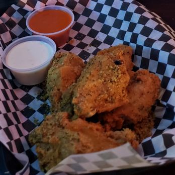 BOMBSHELLS BAR AND GRILL - 107 Photos & 23 Reviews - 15863 Lorene Dr ...