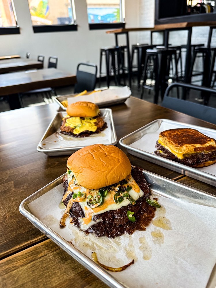 HAMMER BURGER - 529 Photos & 366 Reviews - 313 N Bush St, Santa Ana ...