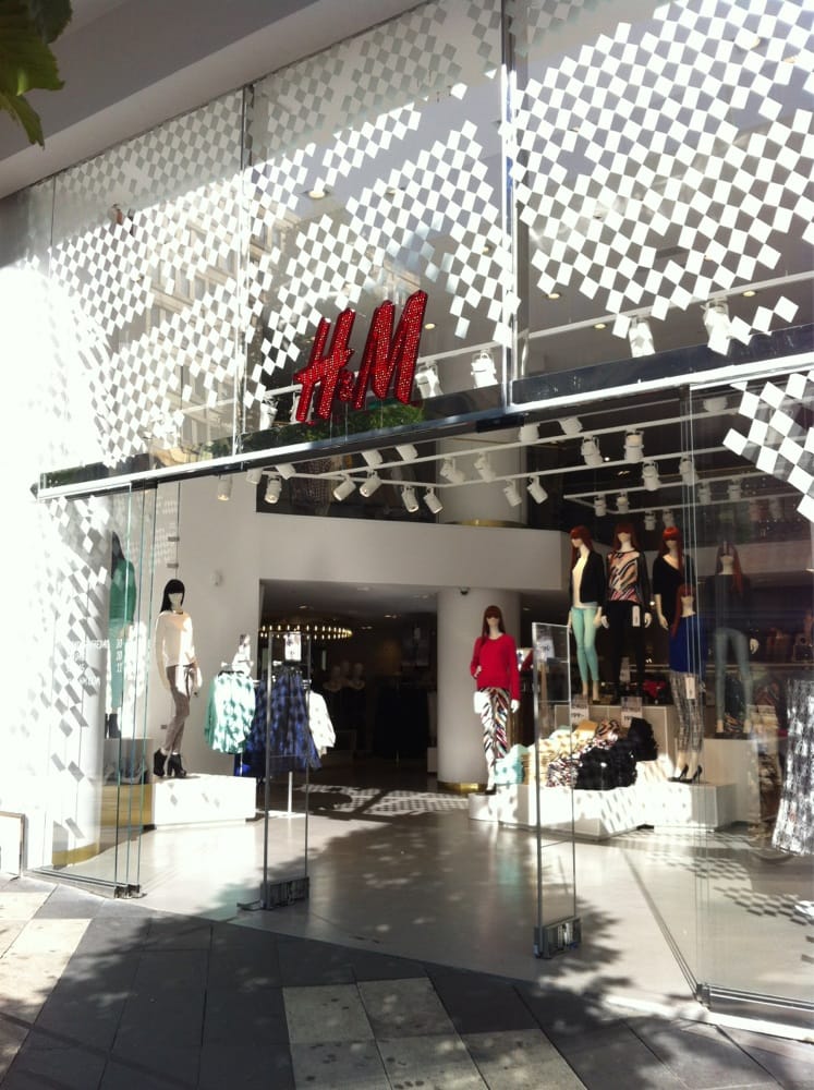 H&M - Updated July 2025 - Hamngatan 22, Stockholm, Sweden - Fashion ...