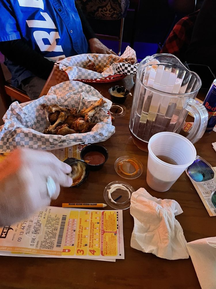 CUZ’S SPORTS BAR & GRILL - Updated December 2025 - 28 Reviews - 4333 ...