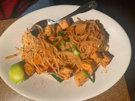 SAIGON ASIAN BISTRO - Updated September 2025 - 213 Photos & 262 Reviews ...