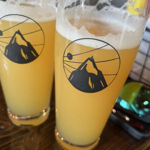 STRUCTURES BREWING - 28 Photos & 14 Reviews - 601 W Holly St ...