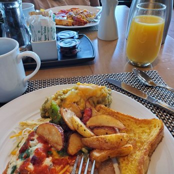 MARKET CAFE - Updated December 2025 - 138 Photos & 46 Reviews - 2000 W ...