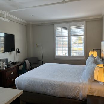 HOTEL PETALUMA, TAPESTRY COLLECTION BY HILTON - Updated February 2025 ...