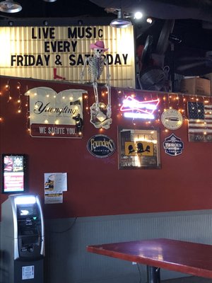 REVEL HOUSE PUB AND EATERY - Updated January 2026 - 14 Photos & 21 ...