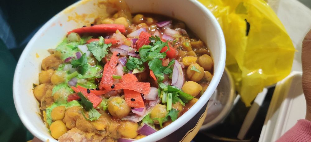 CHAT HUT - Updated December 2025 - 115 Photos & 61 Reviews - 7106 ...