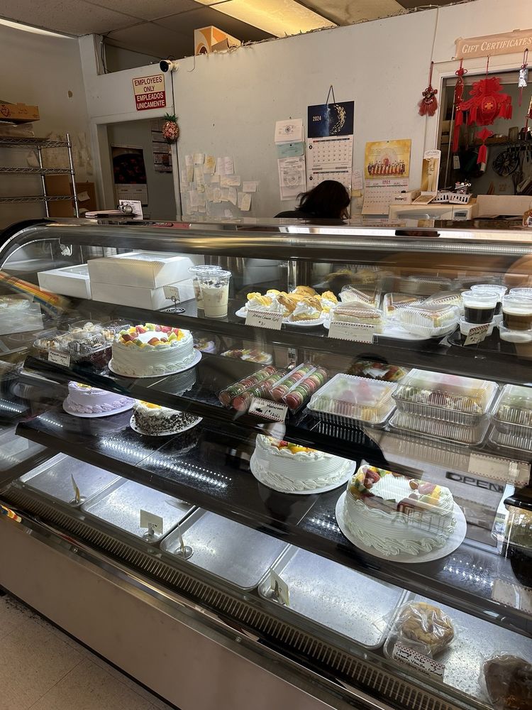 ASAHI BAKERY - Updated December 2025 - 100 Photos & 140 Reviews - 6056 ...