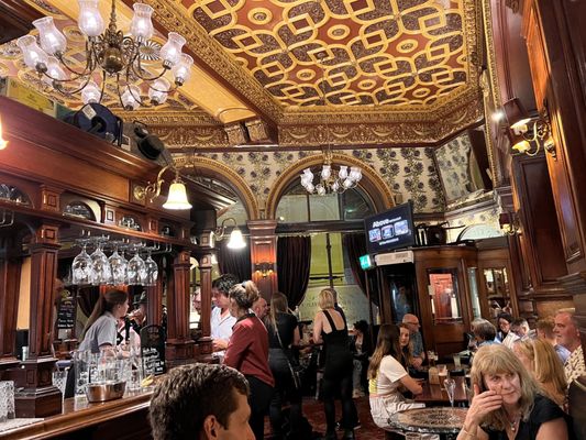 GUILDFORD ARMS - Updated October 2025 - 103 Photos & 88 Reviews - 1-5 W ...