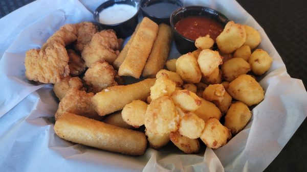 THE STATION PUB & GRILL - Updated April 2025 - 47 Photos & 48 Reviews ...