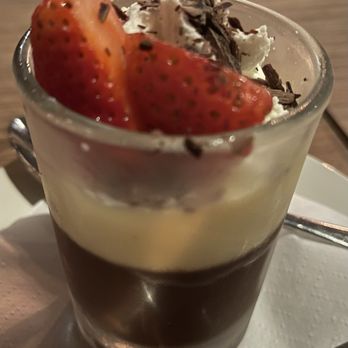 YANNI’S BAR & GRILL - Updated November 2024 - 760 Photos & 792 Reviews ...