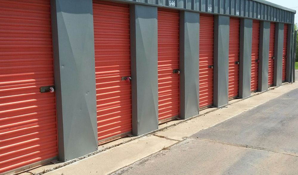 SECURCARE SELF STORAGE - TOWER - Updated April 2025 - 1801 Tower Dr ...