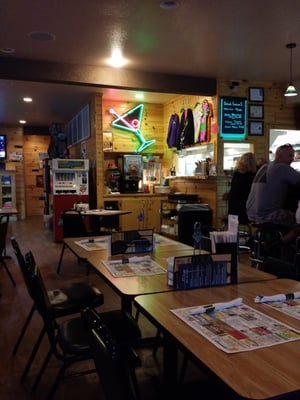 ALDEN BAR & GRILLE - Updated December 2025 - 24 Photos & 84 Reviews ...