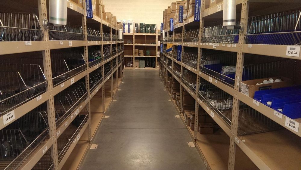 HORIZON DISTRIBUTORS - Updated December 2025 - 35 Photos - 15517 N 77th ...