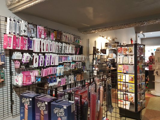 WICKED WANDA’S - 14 Photos - 327 Bank Street, Ottawa, Ontario, Canada ...