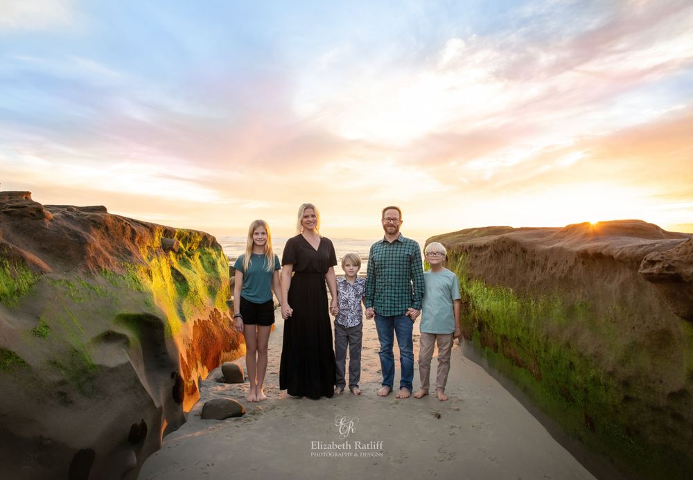 ELIZABETH RATLIFF PHOTOGRAPHY AND DESIGNS - Updated January 2025 - 130 ...