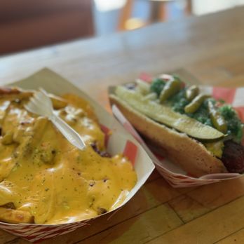 CHICAGO’S DOG HOUSE - Updated May 2025 - 560 Photos & 626 Reviews - 816 ...