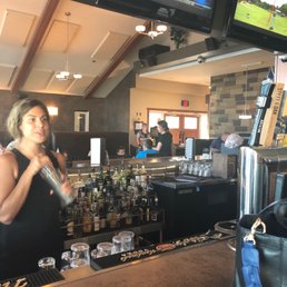 KINGFISHERS WATERFRONT BAR & GRILL - Updated December 2025 - 80 Photos ...