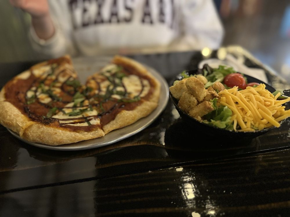 THE SALTY BEAVER - Updated October 2025 - 20 Photos & 19 Reviews - 1202 ...