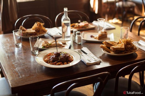 THE TAVERN - Updated February 2025 - 691 Photos & 538 Reviews - 201 N ...