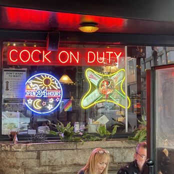 THE 5 POINT CAFÉ - Updated June 2024 - 1596 Photos & 2407 Reviews - 415 ...