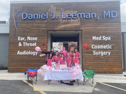 DANIEL J LEEMAN, MD - Updated December 2025 - 36 Photos & 48 Reviews ...