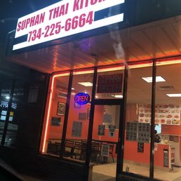 SUPHAN THAI KITCHEN - Updated December 2025 - 186 Photos & 68 Reviews ...